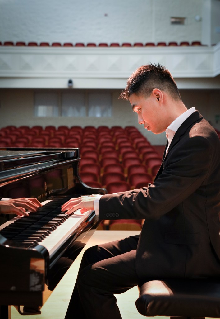 Music Studio – Yi-De Chen, Composer